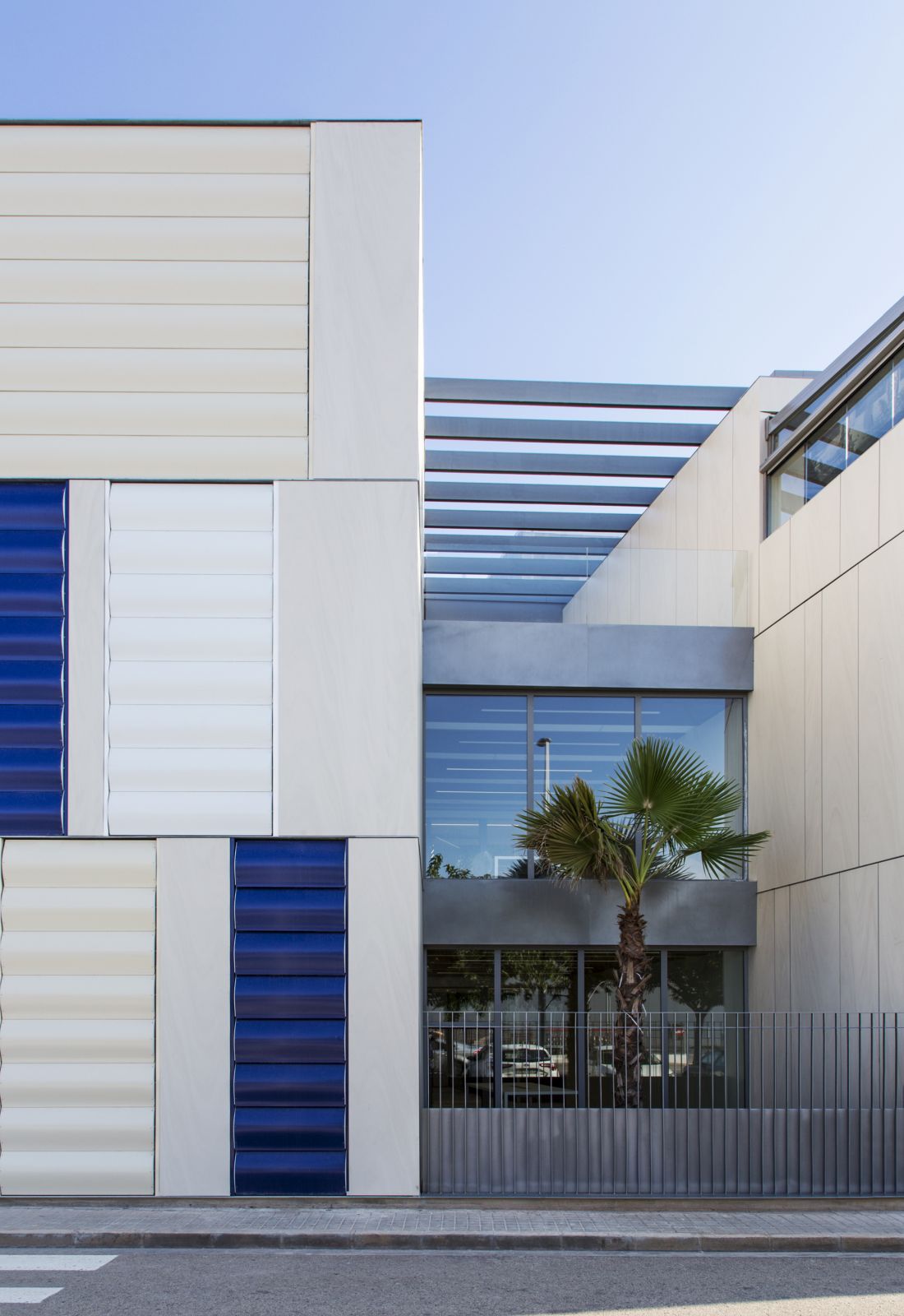 Đá Nung Kết NEOLITH có bao nhiêu bề mặt. Đặc điểm của từng loại - GMC - Surface